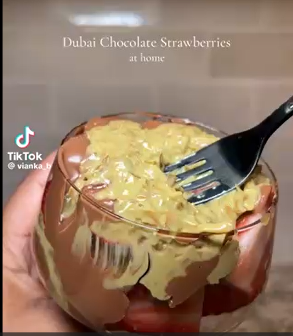 DIY Dubai chocolate strawberries at home – Tatiana’s World